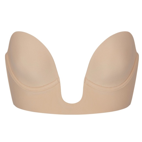 SKIMS | Intimates & Sleepwear | Nwt Skims Deep Plunge Bra | Poshmark